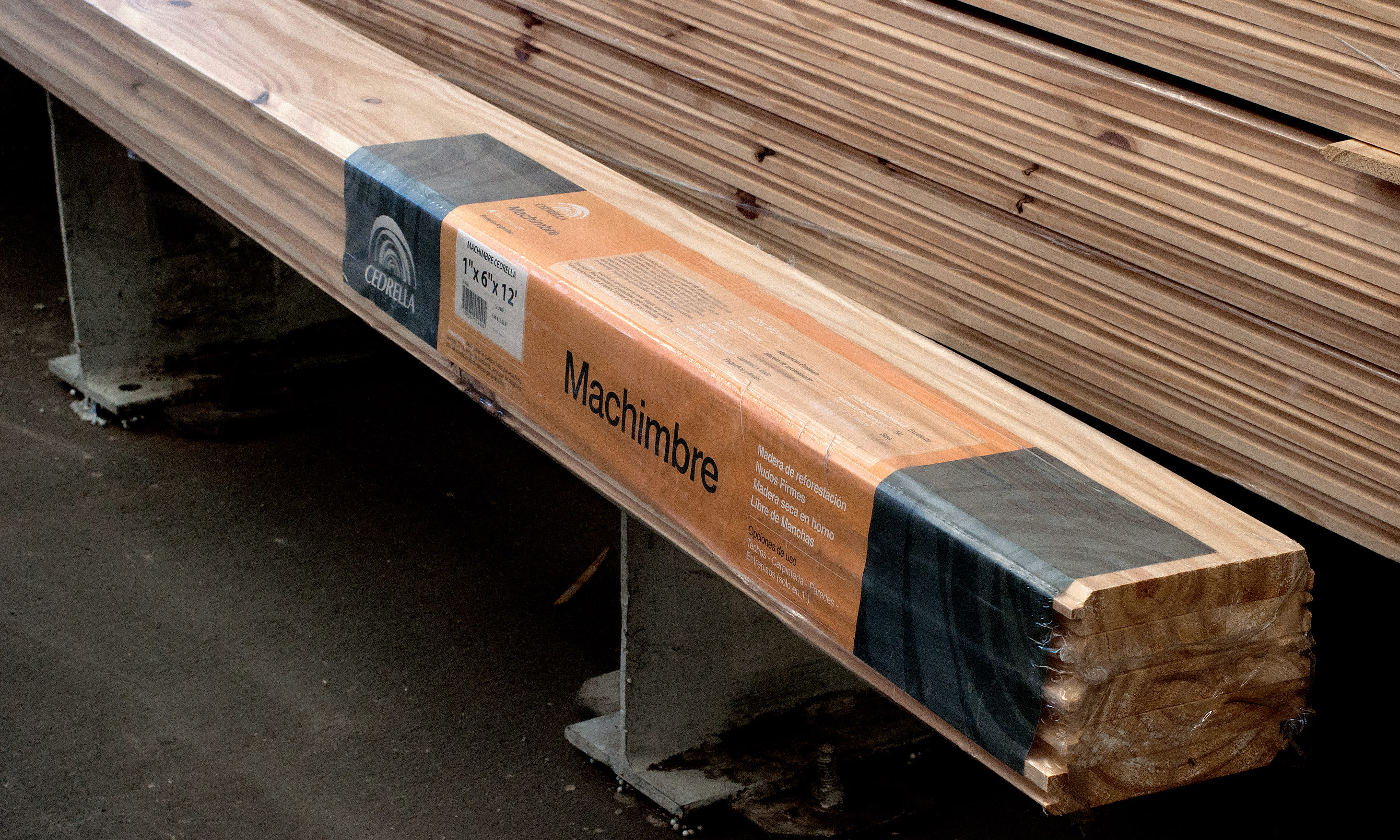 Machimbre de Pino 1x6x3.66 Mts Cedrella - Easy